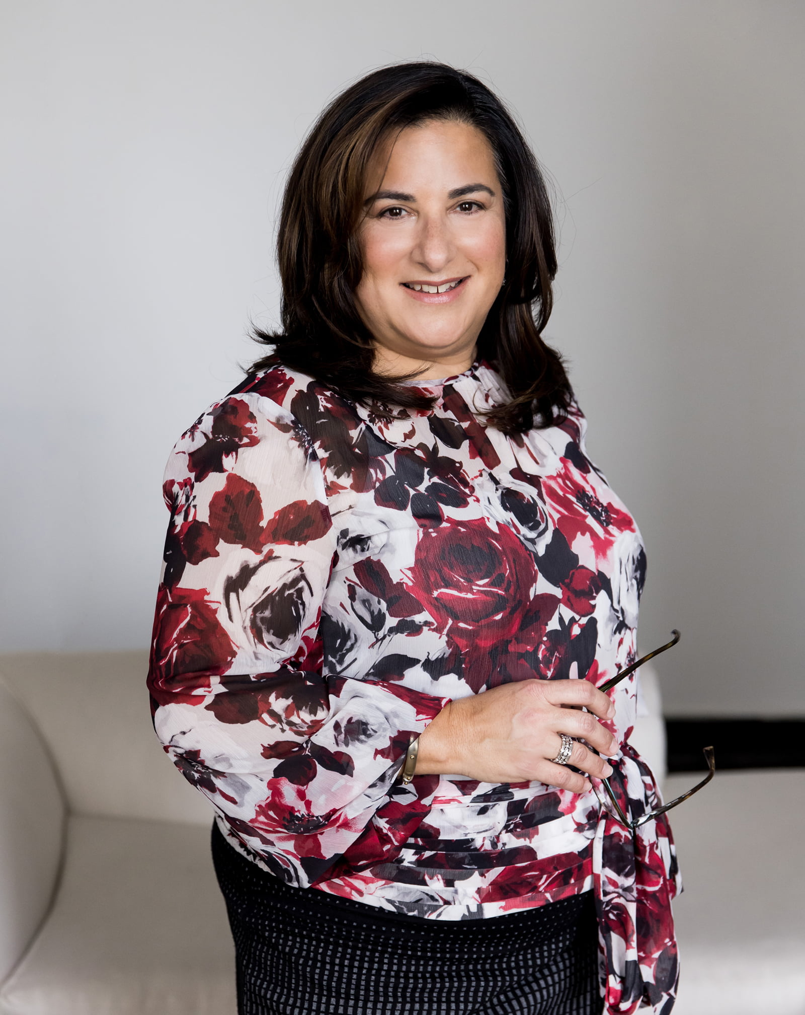 Female Leadership Speaker, Rachelle Lee: Organizational Development Expert
